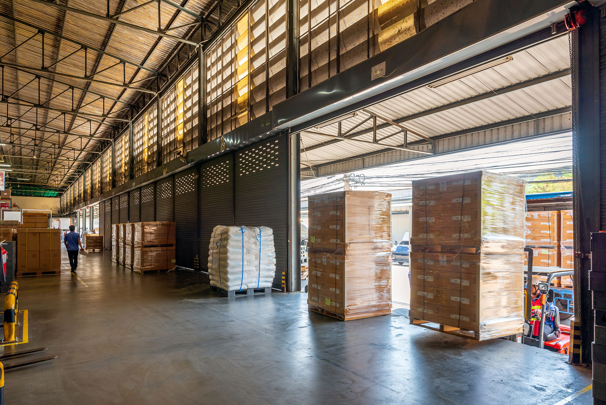 The Warehouse Receiving Process: Best Practices - provisionwms.com